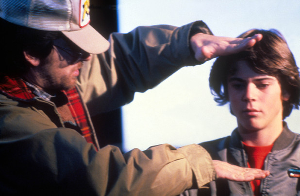 Steven Spielberg And C Thomas Howell Et 10 Rare Behind The Scenes