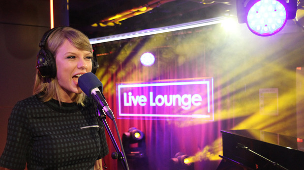 Listen to Taylor Swift cover 'Riptide' for Radio 1's Live Lounge ...
