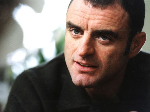 Dan Jones (Andrew Paul)